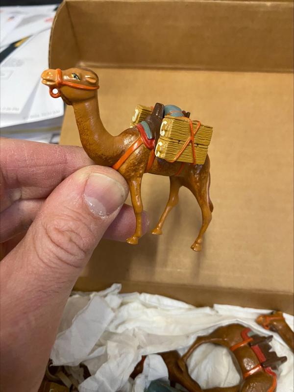 EMPIRE MODELS - British Camel Corps - 10 Camels, Soldiers and Baggage ...