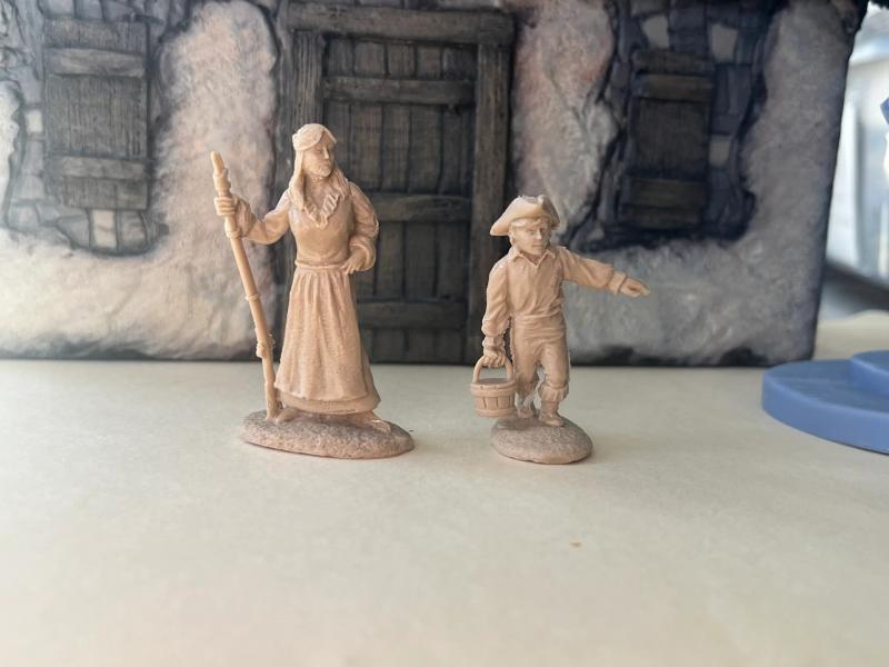 Rebecca and Israel Boone, from the Barzso Daniel Boone playset--two ...