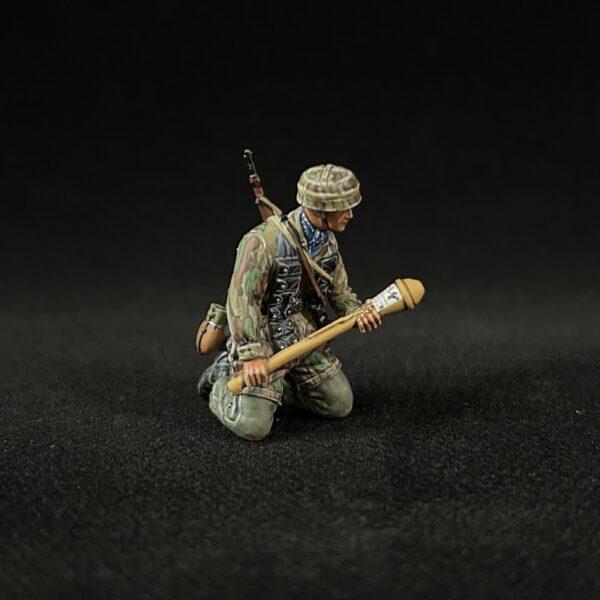 Fallschirmjäger Rifleman Holding a Panzerfaust, Battle of Normandy ...