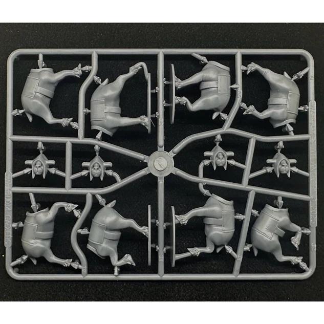 28mm Quar Fidwog Command--fourteen multi-part hard plastic figures ...