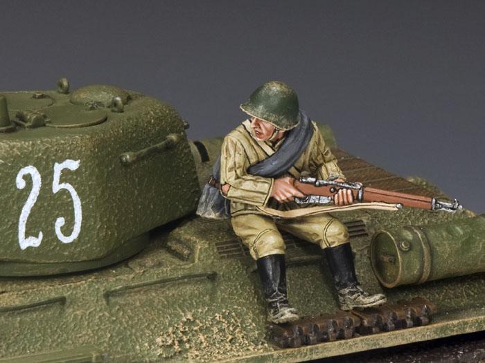 Red Army Sitting with Rifle--single figure -- RETIRED - RA047 - Metal ...