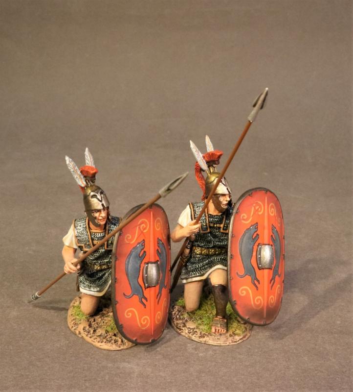 Two Kneeling Triarii (red shields), the Roman Army of the Mid Republic ...