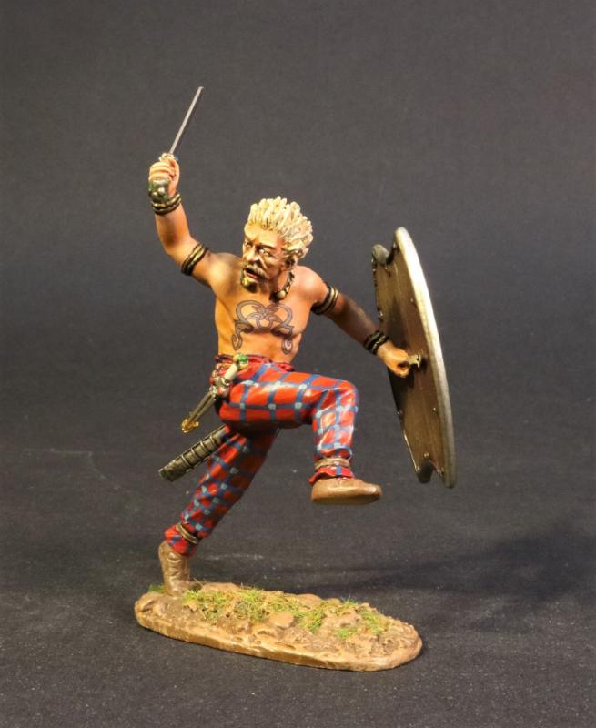 Iceni Warrior Charging (oblong shield, lenghtwise half blue, half gold ...