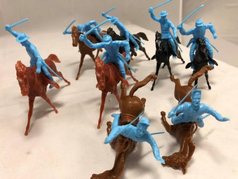 Marx Reissue Cavalry Charge - 8 figures, 8 Horses - Plastic Soldiers - News