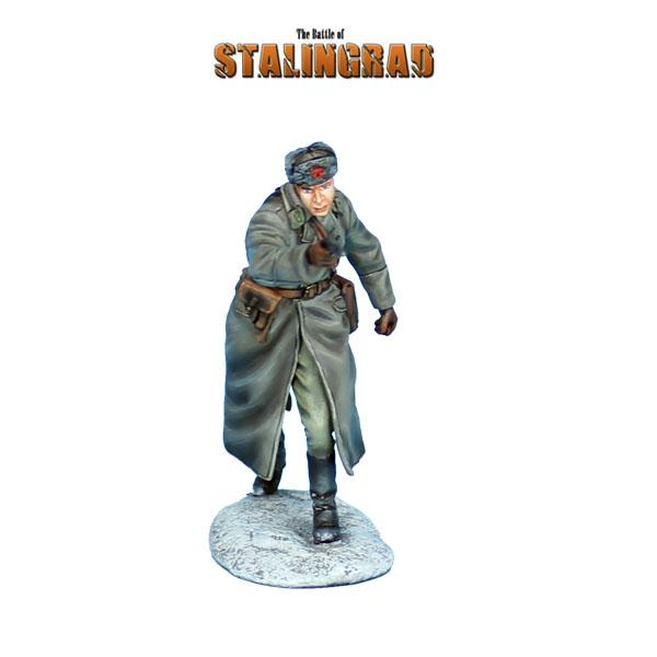 Winter Russian Commissar with TT Pistol--single figure - Metal Toy ...