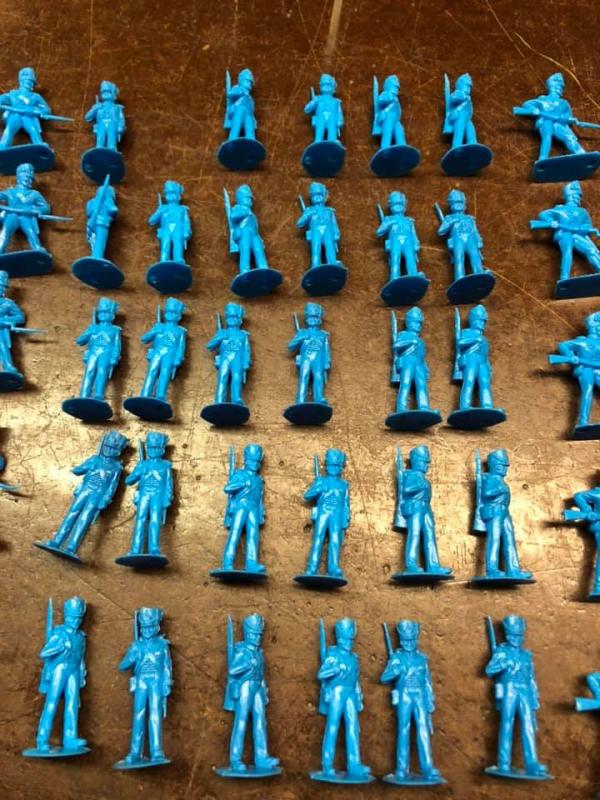 Timpo 60+ British Waterloo Infantry in Blue Stiff Plastic -- 1 lot ...