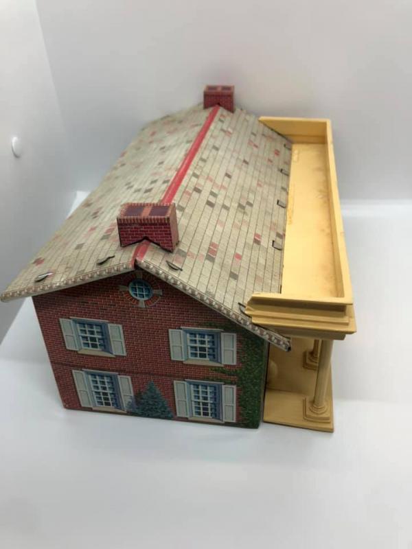 Marx Tin-Litho Southern Mansion w/Porch - Plastic Soldiers - News