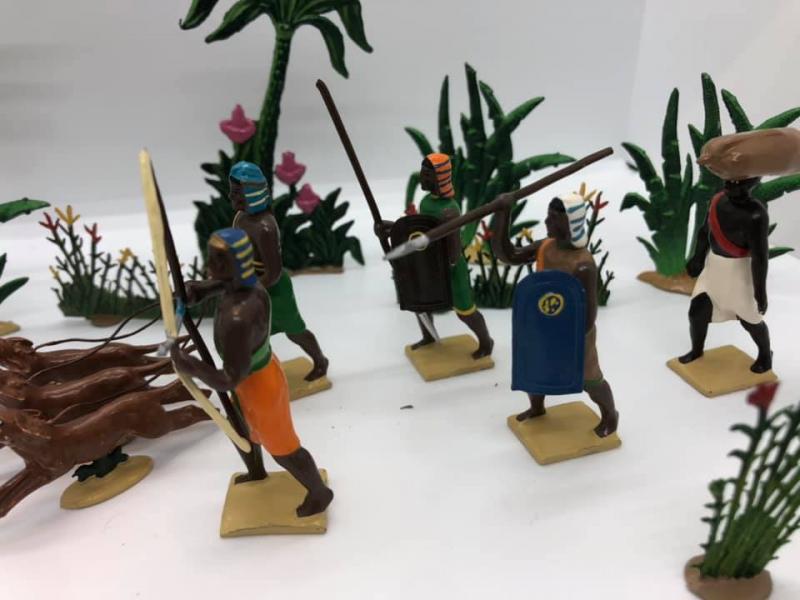 Mignot - Egyptian Hunt Scene (includes figures and scenery) - MIG ...