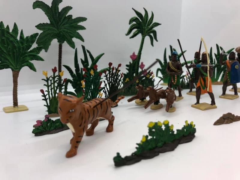 Mignot - Egyptian Hunt Scene (includes figures and scenery) - MIG ...