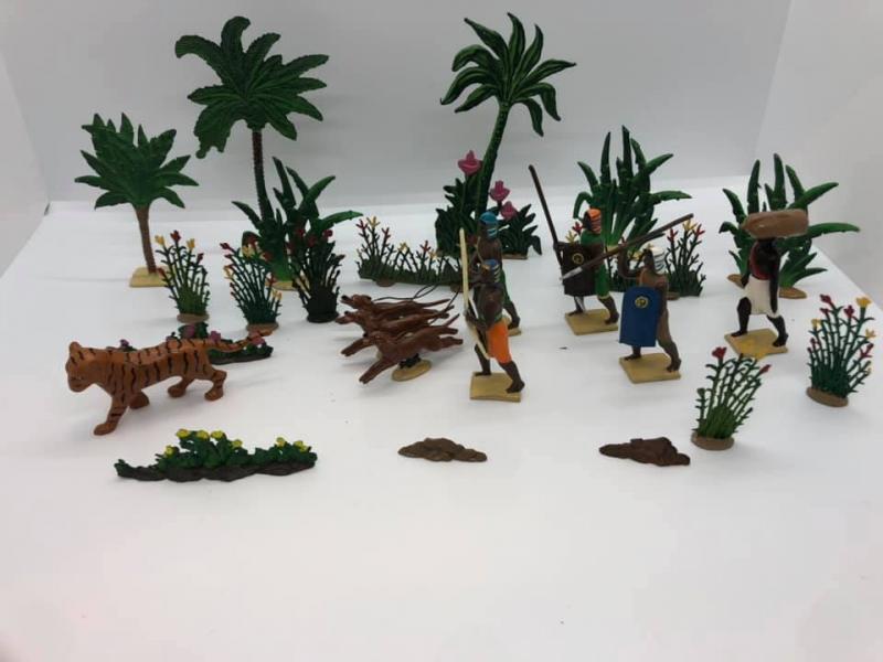 Mignot - Egyptian Hunt Scene (includes figures and scenery) - MIG ...