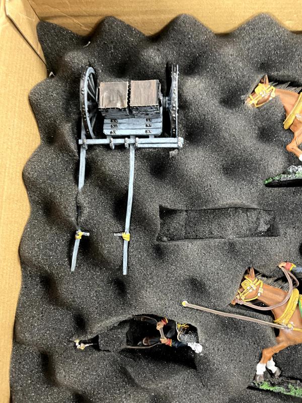 British RHA Artillery Caisson--4 Horses, 3 Riders, & Caisson--RETIRED ...