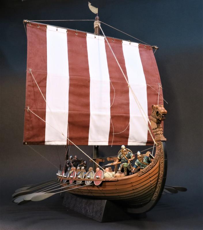 VIKING DRAGON (DREKI) LONGSHIP - Includes Ship and 26 Figures--RETIRED ...