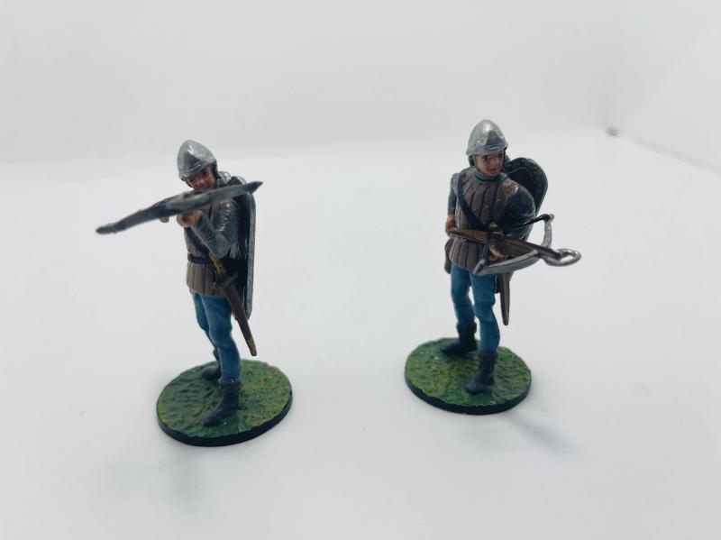 Alymer "Genoese Crossbowman" (Two Figures) - RR-BF-10 - Metal Toy ...