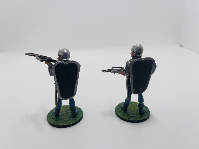 Alymer "Genoese Crossbowman" (Two Figures) - RR-BF-10 - Metal Toy ...