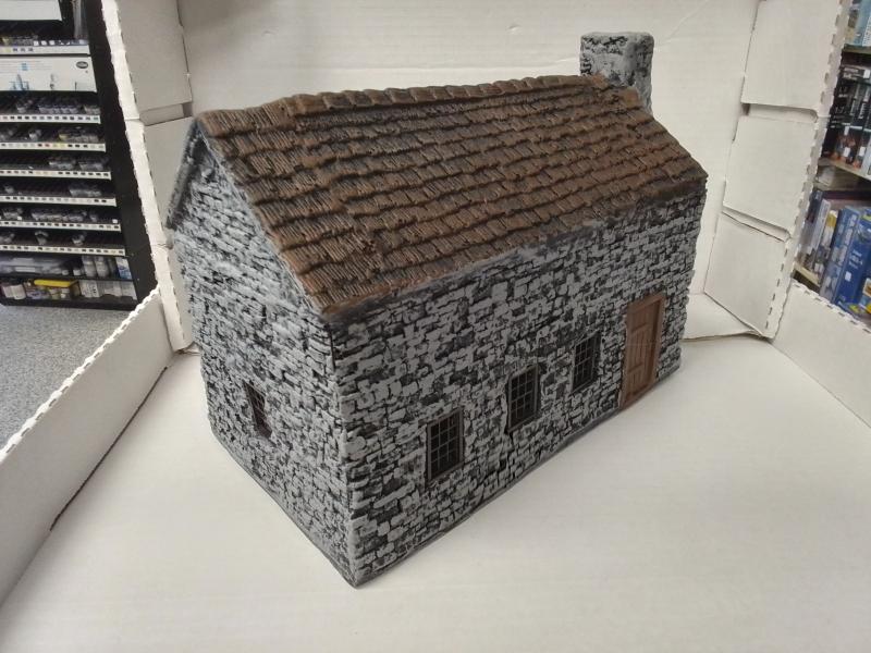 Stone Building 18th Century (fully painted)- Approx 12 x 8 x 6.5 inches ...
